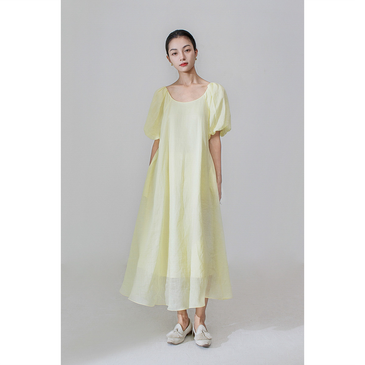 YuanYin夏仙气初恋复古泡泡袖减龄宽松清新苎麻黄度假收腰连衣裙_虎窝淘