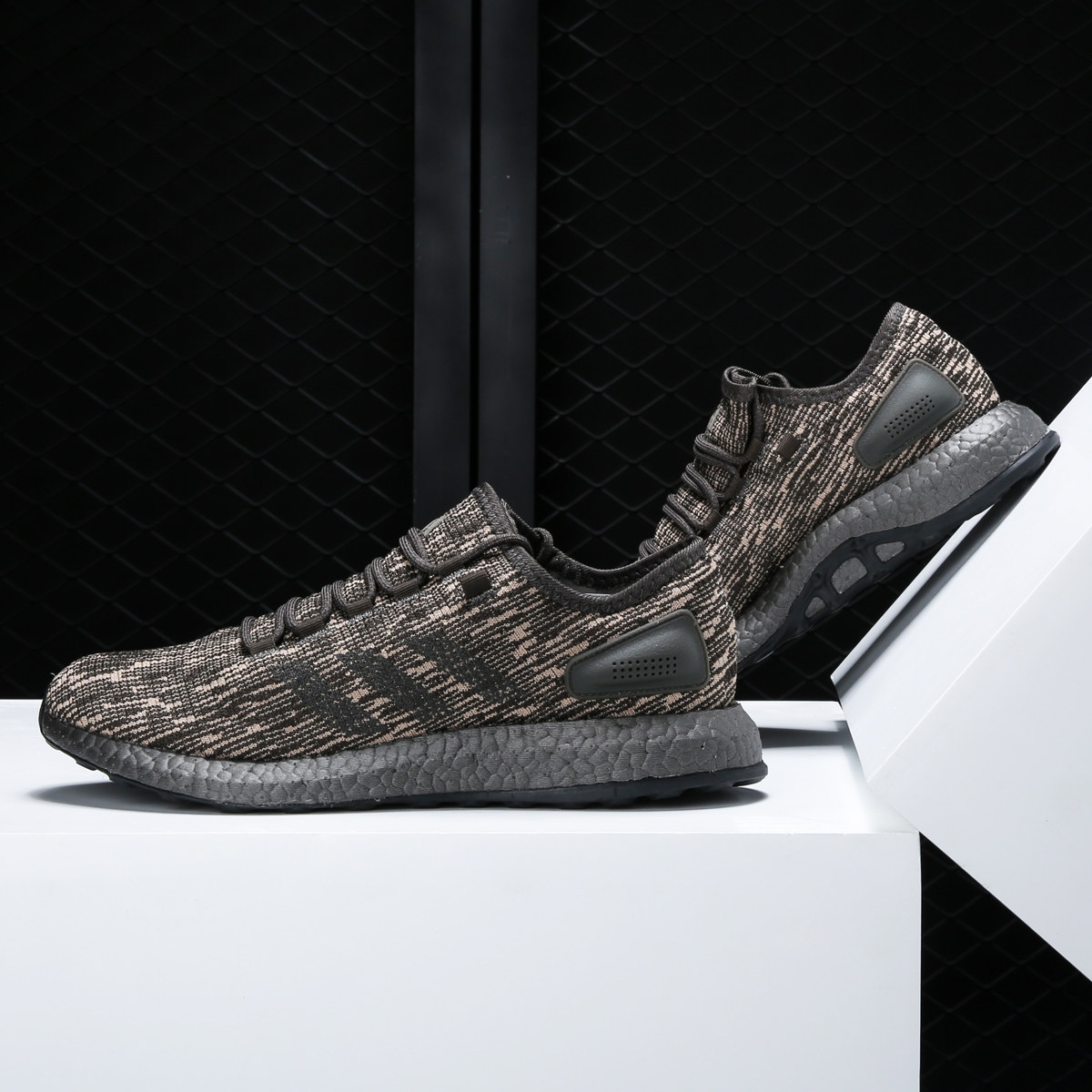 Adidas/阿迪达斯正品 18秋季新款Pure boost轻便运动跑步鞋BB6281_虎窝淘