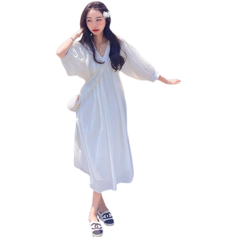 云南旅游大码女装三亚旅行穿搭衣服海边度假连衣裙子超仙沙滩裙夏 三坑日记