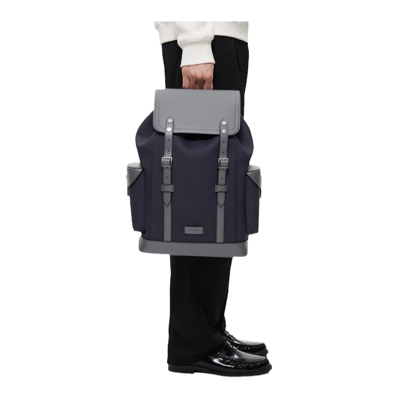 PEDRO英伦风双肩包 轻便大容量电脑包 29x14x39cm书包