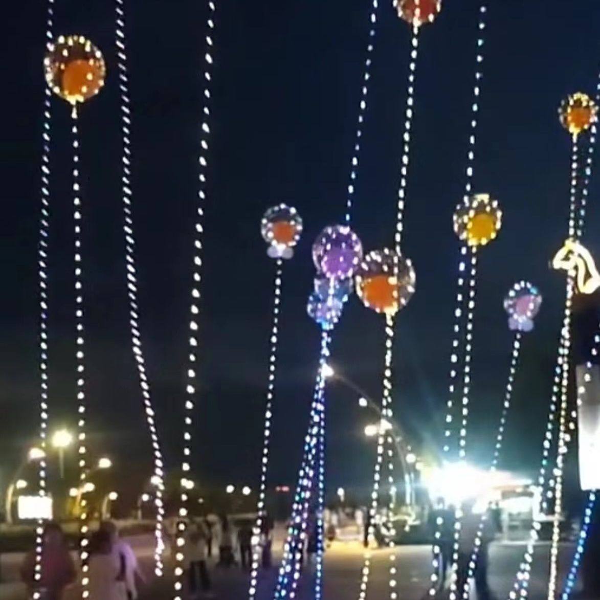 飞升空汽球怎么翻译_飞升空汽球英文用法_飞升空汽球英语例句_淘宝翻译网