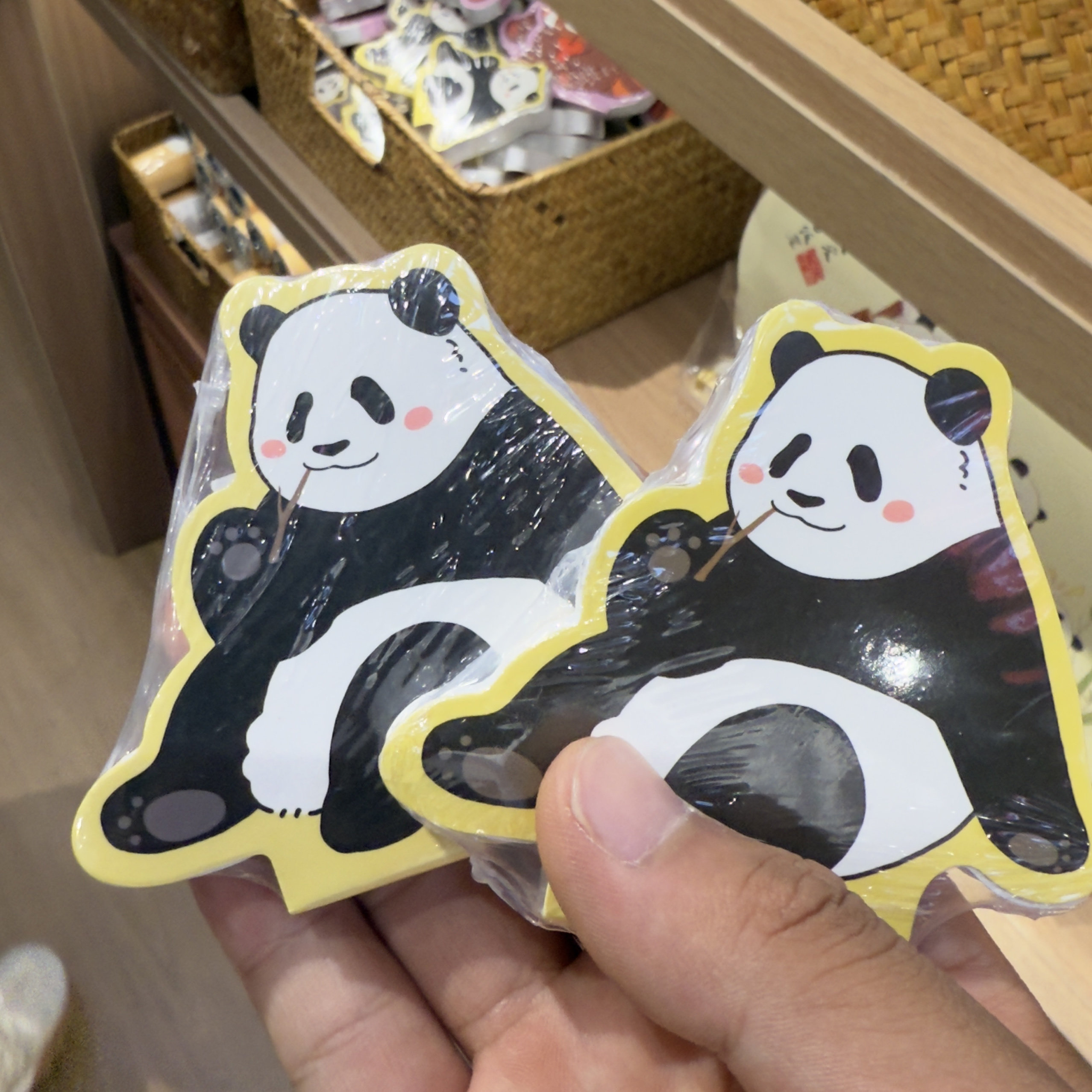 重庆便签怎么翻译_重庆便签英文用法_重庆便签英语例句_淘宝翻译网