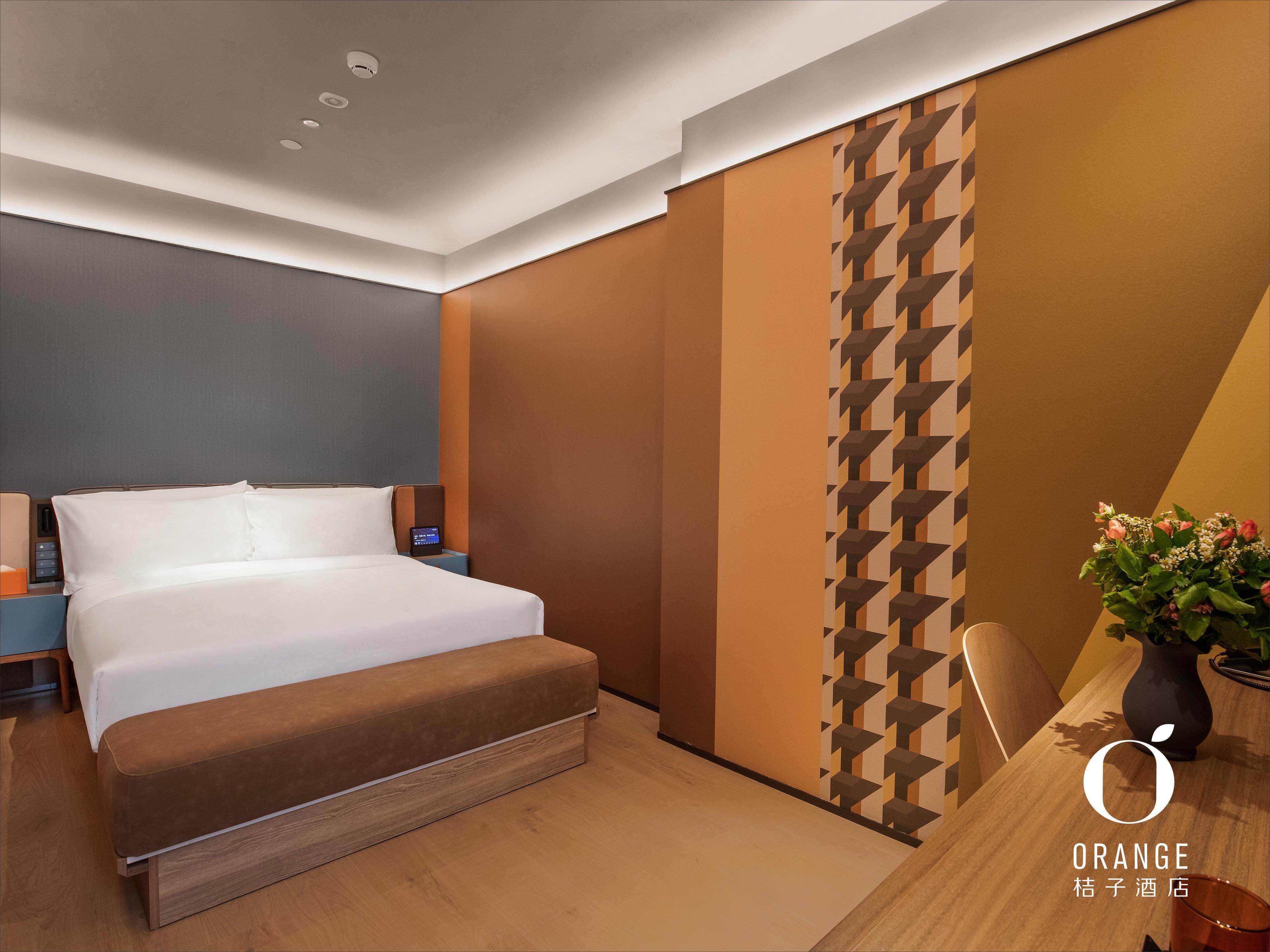 住進高德地圖大樓的心臟位置 ️‍🔥，桔子酒店這間房讓導航終點=你的牀