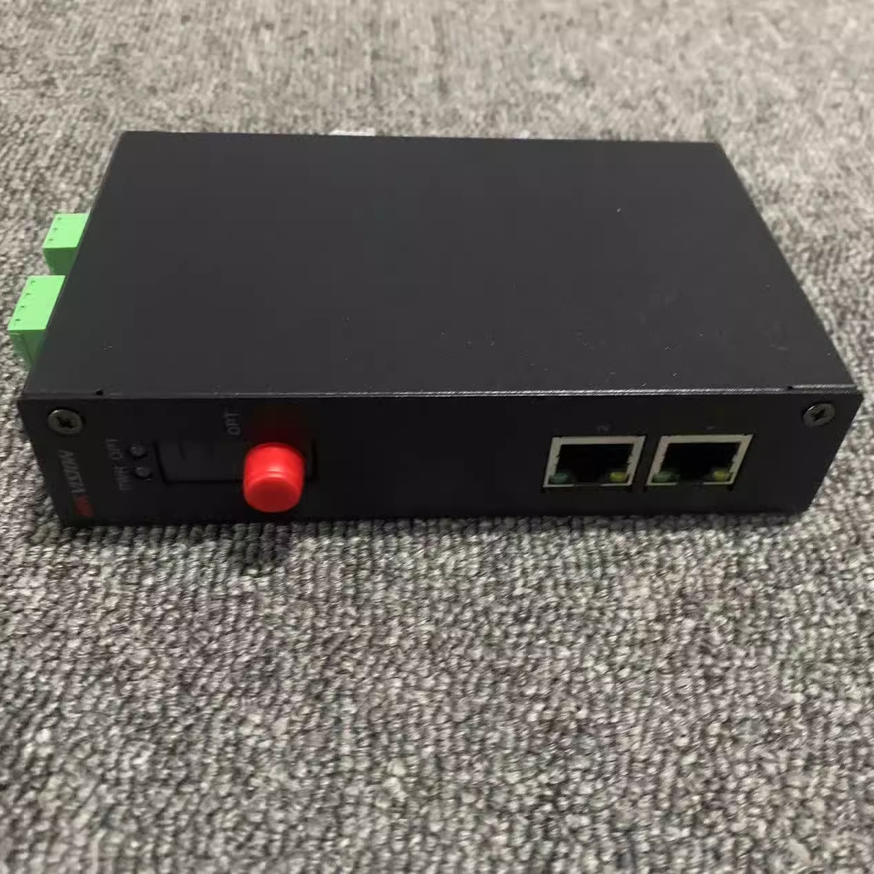 海康威视百兆光纤收发器DS-3D01T-A(FC) & DS-3D01R-A(FC)：网络连接的秘密武器！-成套监控系统-淘宝百科网