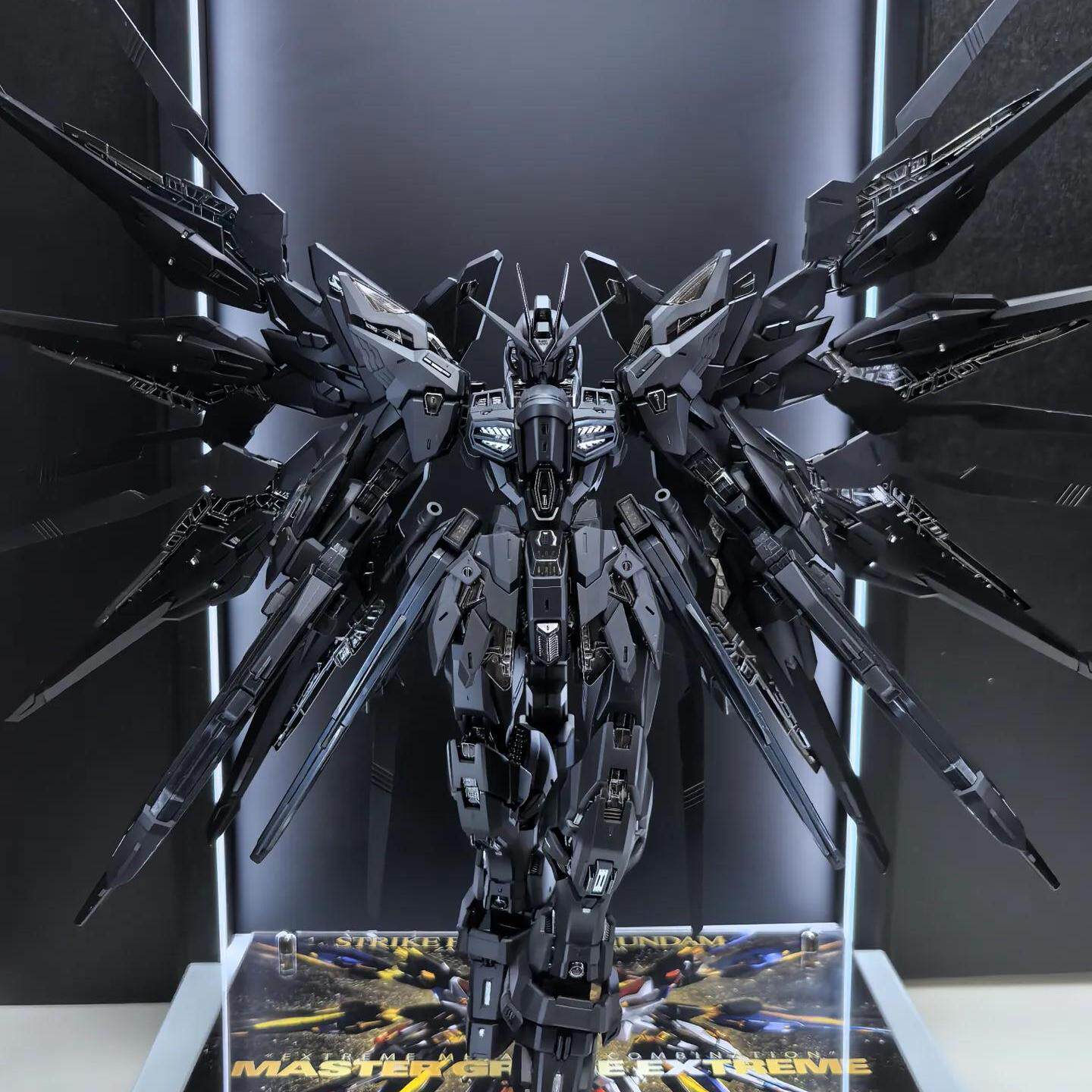 Reprinted Changlong Mgex Midnight Black Strike Freedom 1/100 Gundam ...