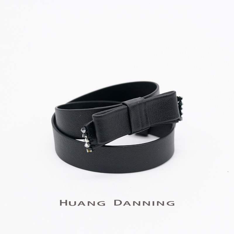 HUANG DANNING手环美不美？进口皮革&施华洛钉珠，你的手腕也要闪亮！💎 -手镯-淘宝好物网