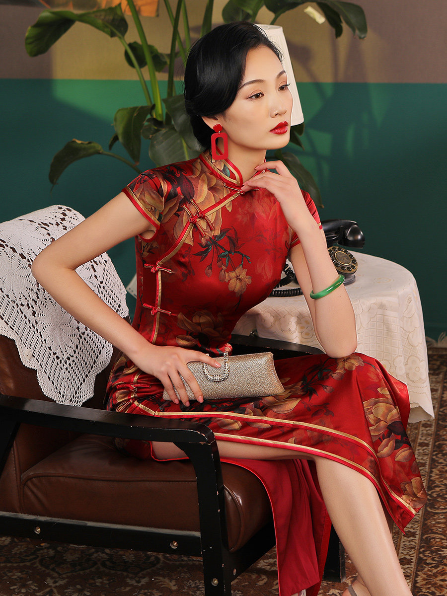 Modernizing the Qipao: A Guide to Contemporary Embroidery - The Best ...