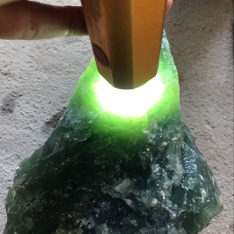 [USD 12.84] Jade Raw Stone Pure Natural Jade 180 Fluffy Corner ...