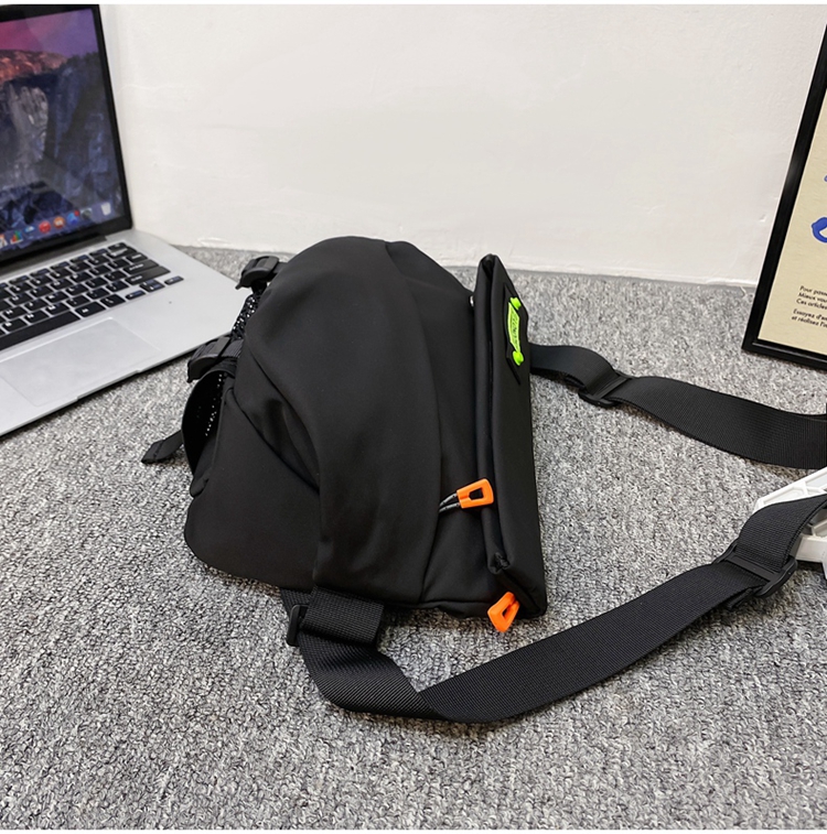 胸包男ins潮牌個性學生斜挎包男士百搭斜跨單肩包潮酷背包郵差包|男士包袋|ETMall東森購物網