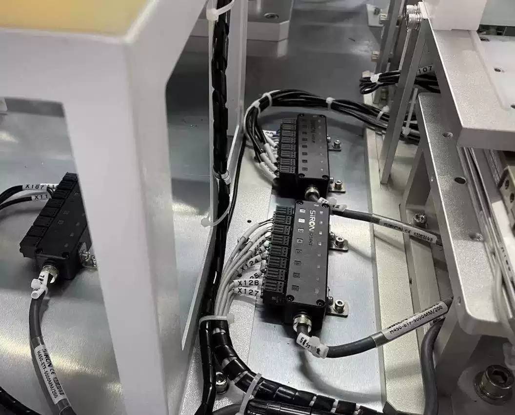 胜蓝MINI传感器接线盒 H450系列8位外接线工业用接线盒