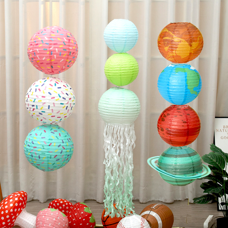 中秋節日可愛草莓蘑菇足球水母燈籠幼兒園商場櫥窗佈置婚慶掛裝飾