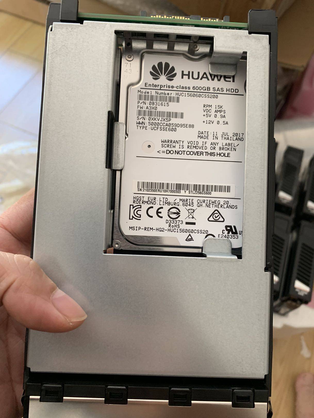 02350EQY 02350ERU 600g 15K SAS 2 5 to 3 5 used hard drives