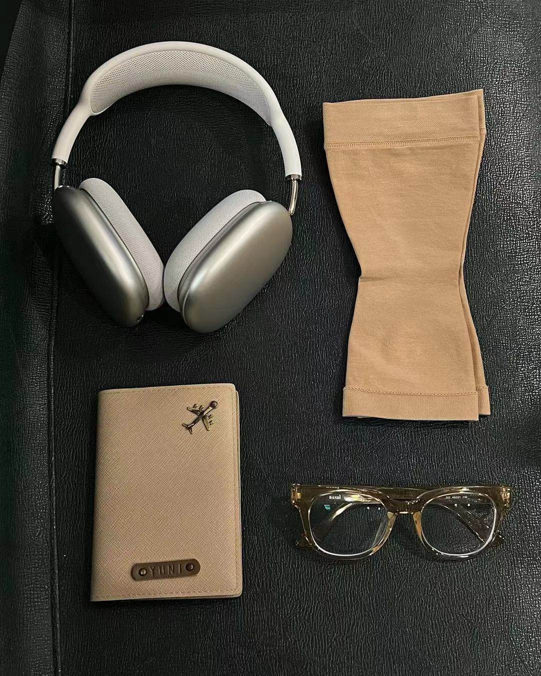 The same style as ouqi ins blogger! trendy bluetooth headset, a must ...