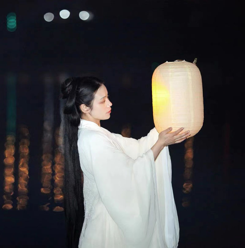 6B76中秋灯笼道具手提古风摄影拍照写真纸折叠节日花灯手提杆2022-阿里巴巴