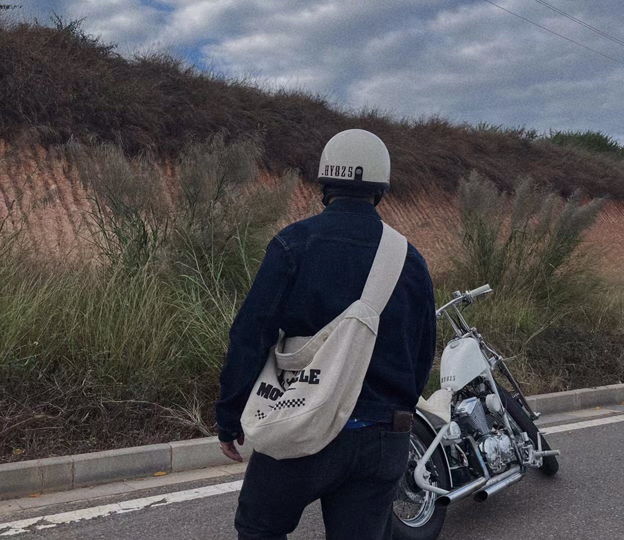 GR motorcycle 官方正品原创美式复古报童包机车包