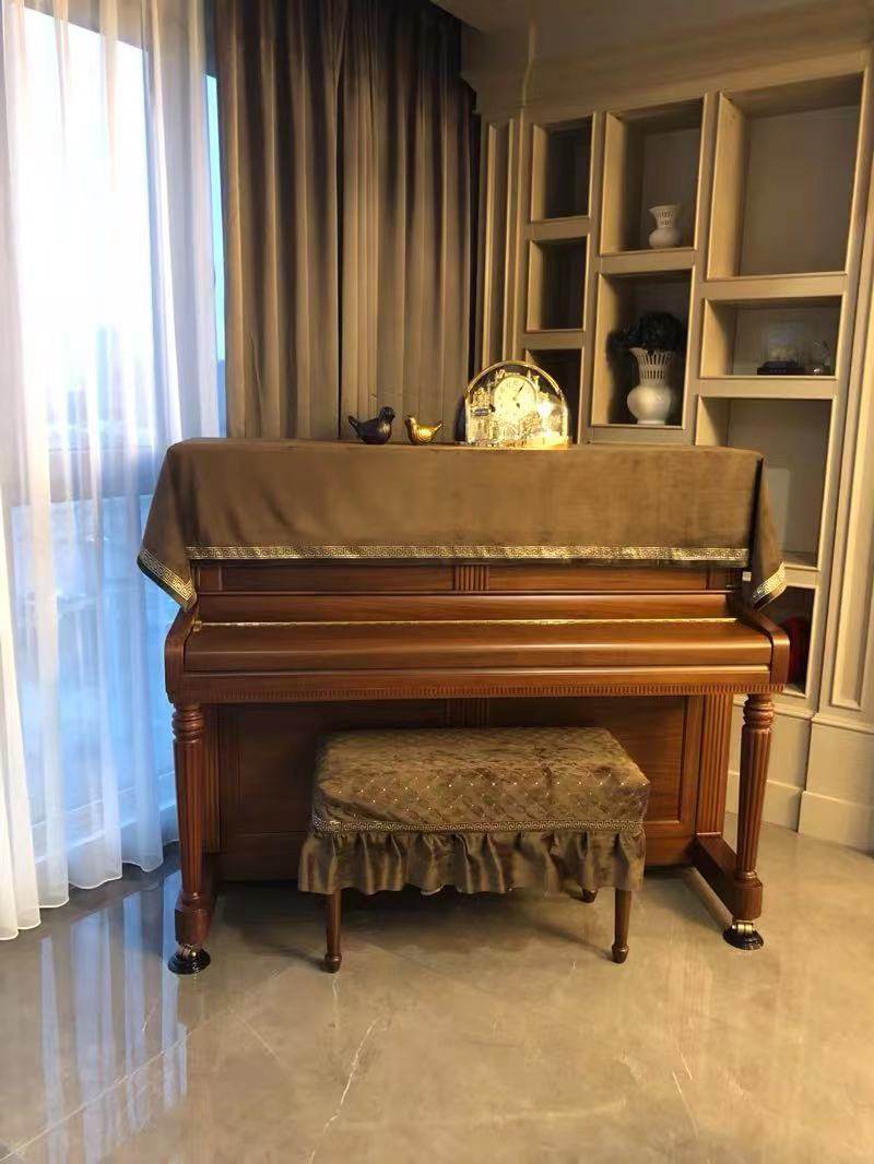 RHYTHM Japan Lisheng Clock Fashion Dynamic Silent Table Clock Swan Lake ...