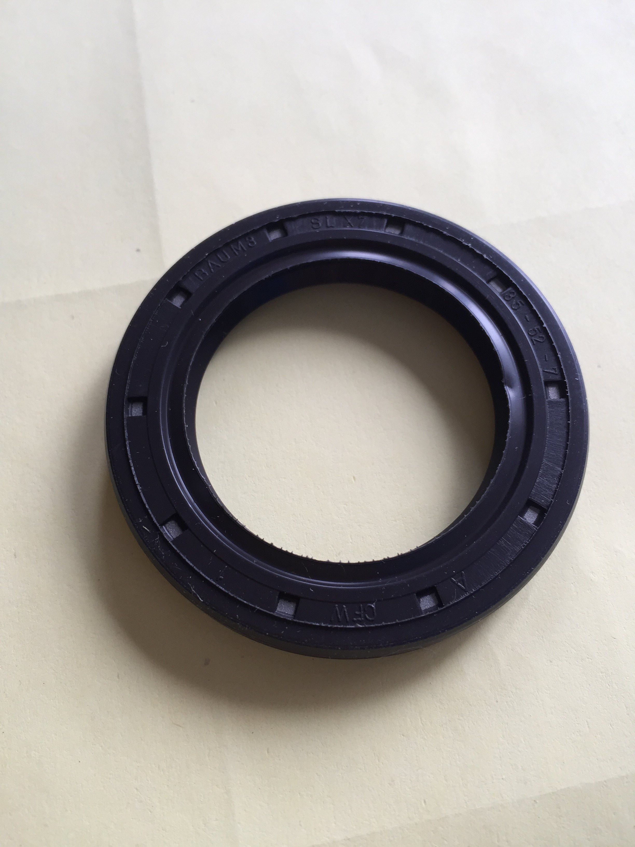 CFW BAUM3X7 35*52*7 German CFW original oil seal