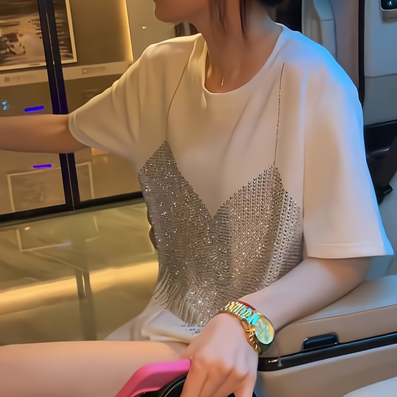 专柜正品潮牌个性烫钻白色t恤女夏短袖圆领小众遮肚子显瘦上衣ins-Taobao