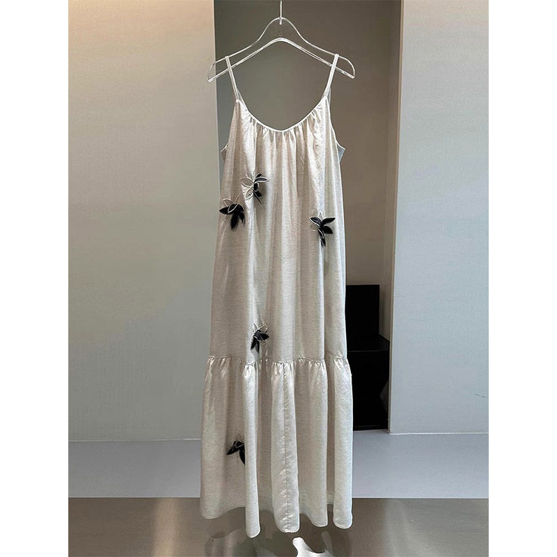 High-end goods from south oil! a fashion item with perfect sense of ...