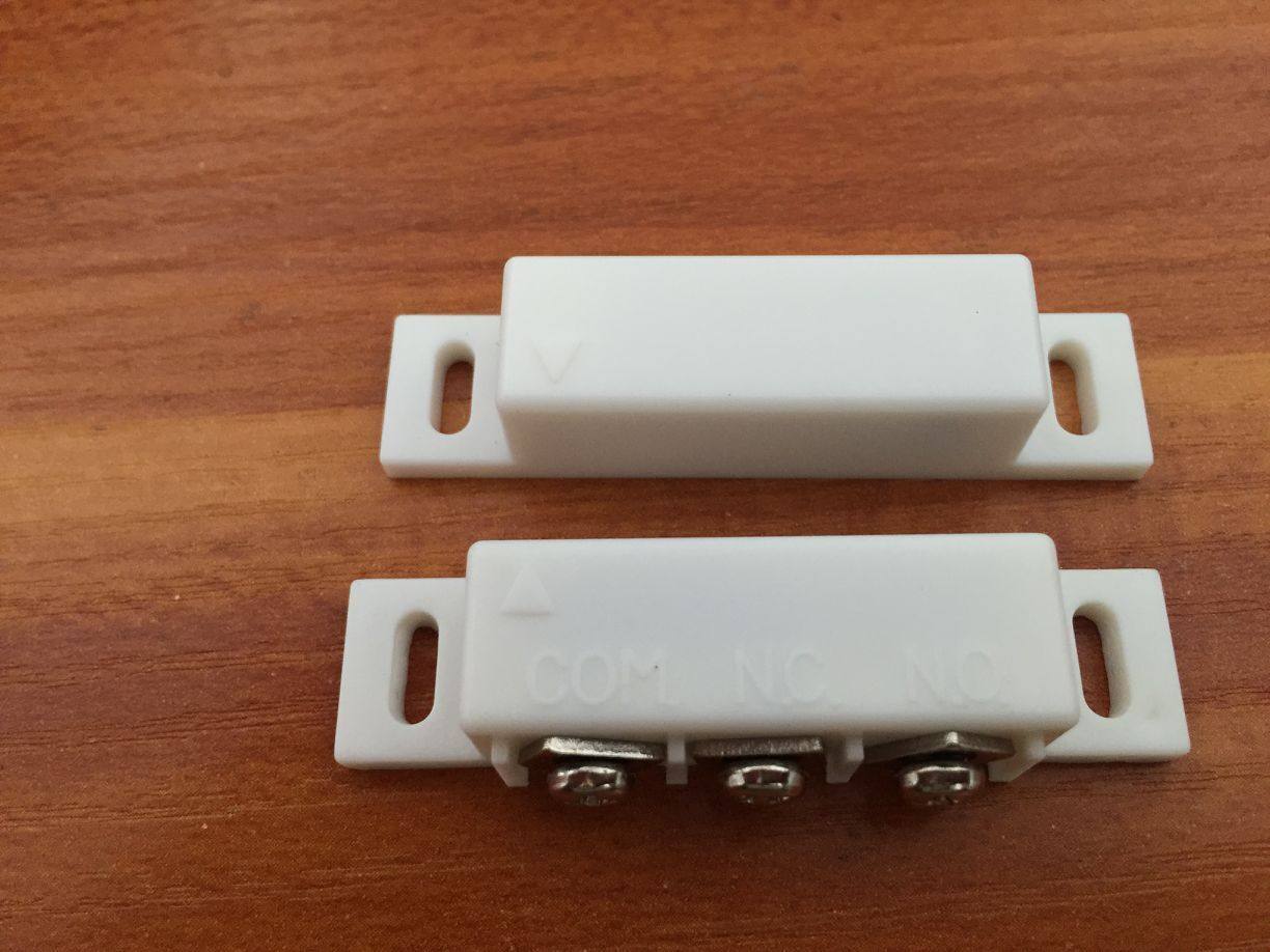 訊號感應開關NC同兼NO,雙切門磁開關,端子式接線感應器磁近接開關