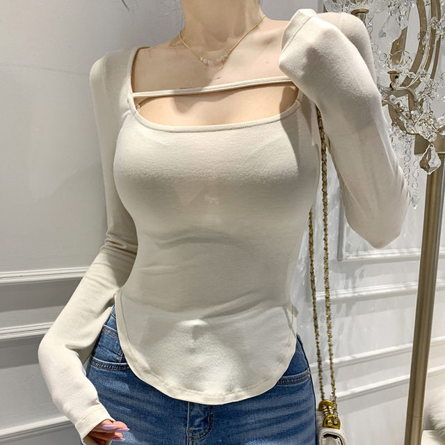 Pure wanton style and sexy cubes collar bone showing chest long sleeve ...