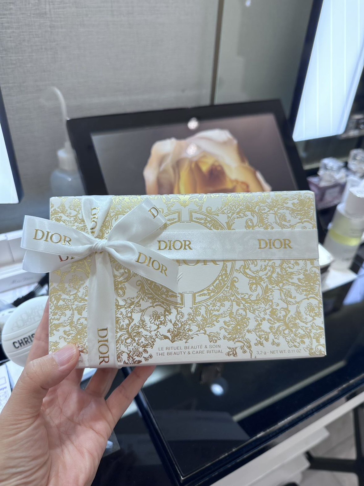 In transit Japan Dior limited Christmas packaging hand cream with gift ...