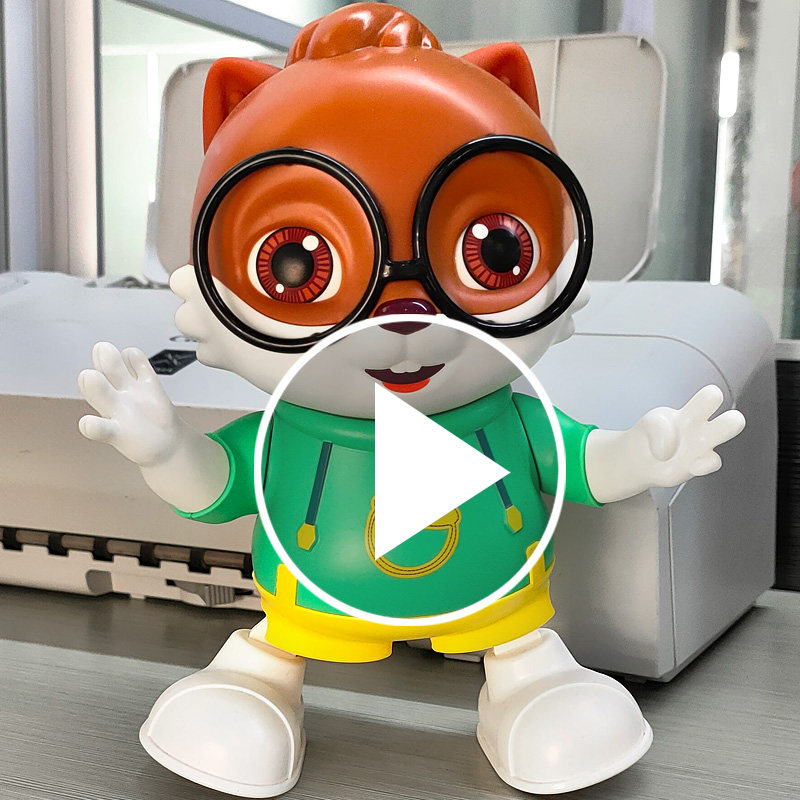 Three red squirrels net electric vibrato singing and dancing baby baby ...