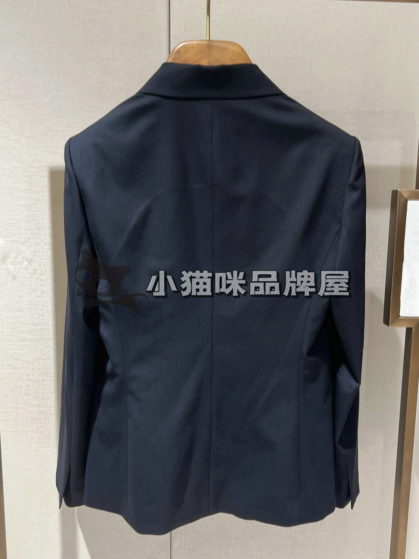 代购VGRASS维格娜丝2024春款外套，正品专柜直发，时尚女王必备！-国内代购-淘宝百科网