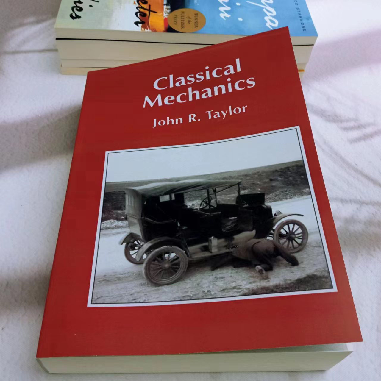 📚物理学小白必看！John R. Taylor的《Classical Mechanics》让你秒变物理高手🚀-原版其它-淘宝好物网
