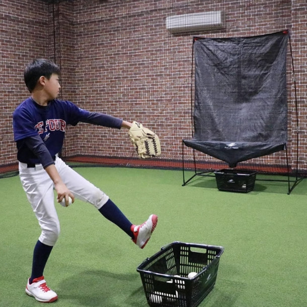 Outdoor & Indoor Baseball Pitching Machine for Kids & Teens: The ...