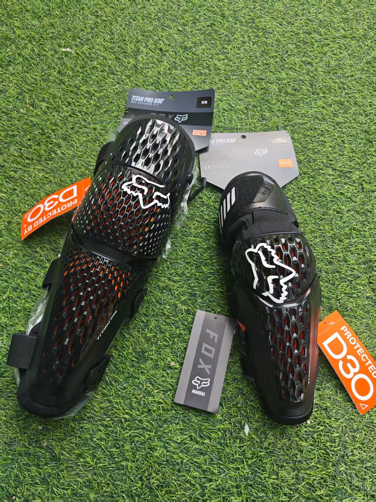 FOX越野护膝护手臂TITAN PRO D3O防护透气骑行护膝机械腿护具