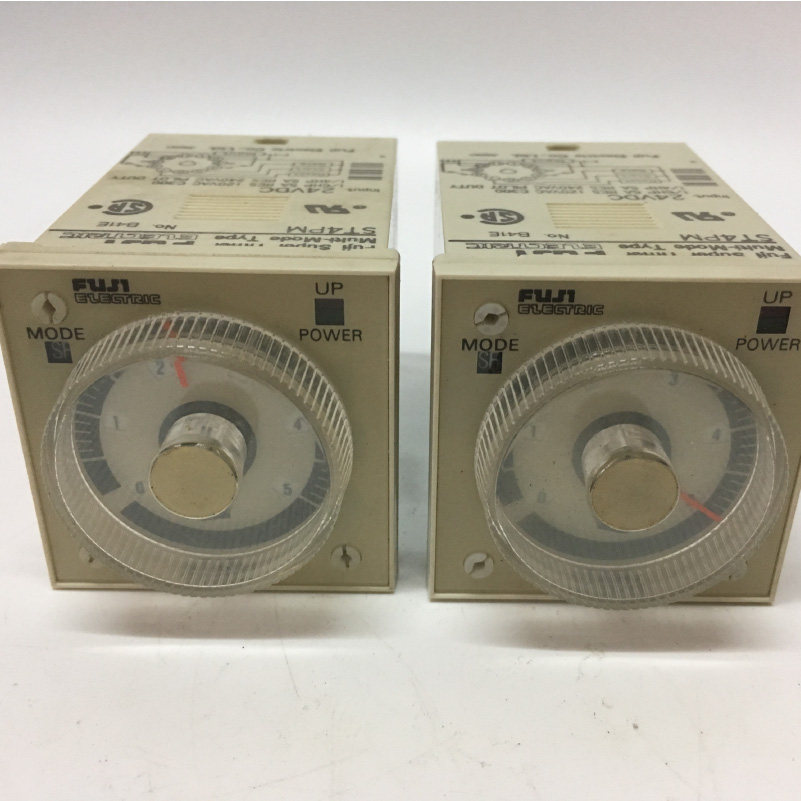 Original FUJI FUJI timer ST4PM DC 24V voltage input 5A timer relay