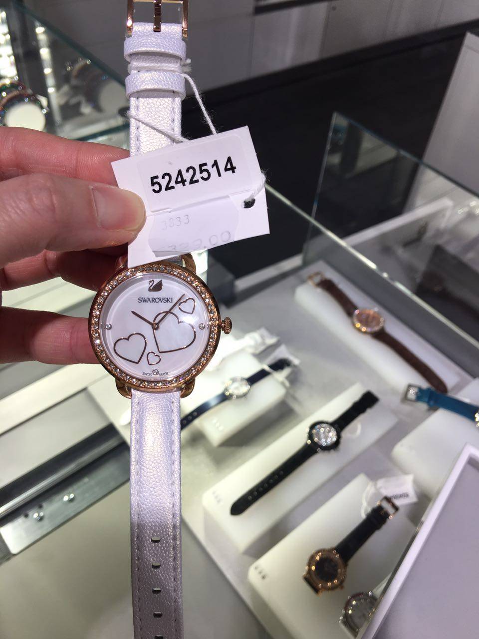 施华洛世奇水晶爱心蝴蝶手表5242514粉色玉兰花5575217送爱心礼盒