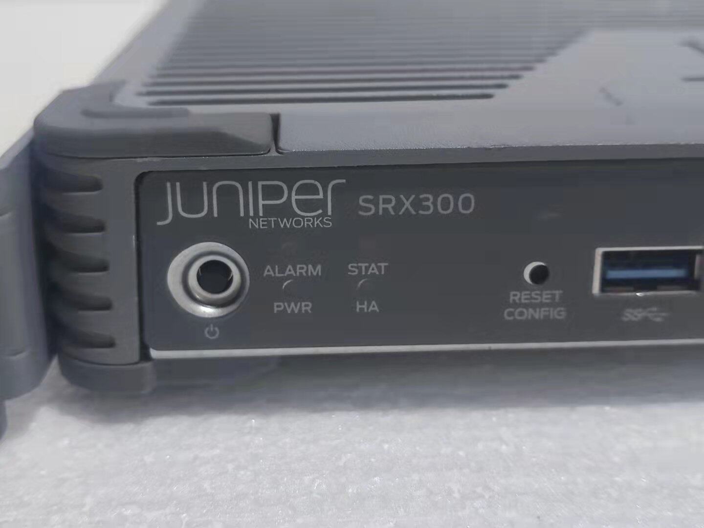 中小企业网络安全必备！Juniper SRX300真的能守护你的网络世界吗？深度测评-其它网络相关-淘宝好物网
