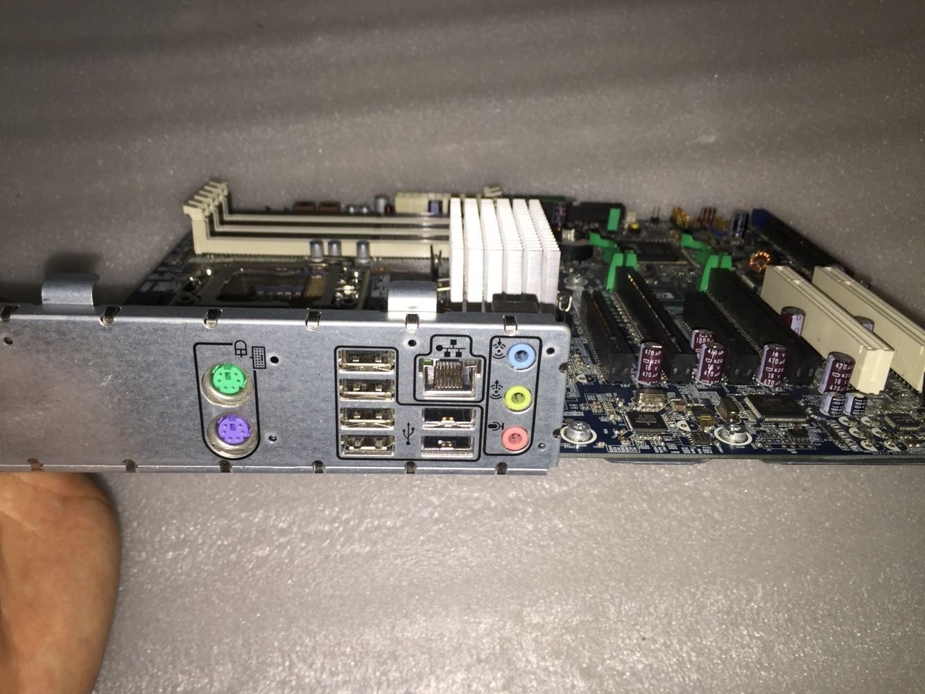 HP Z400 X58 1366原装拆机主板，专业工作站的心脏揭秘-工作站-淘宝好物网