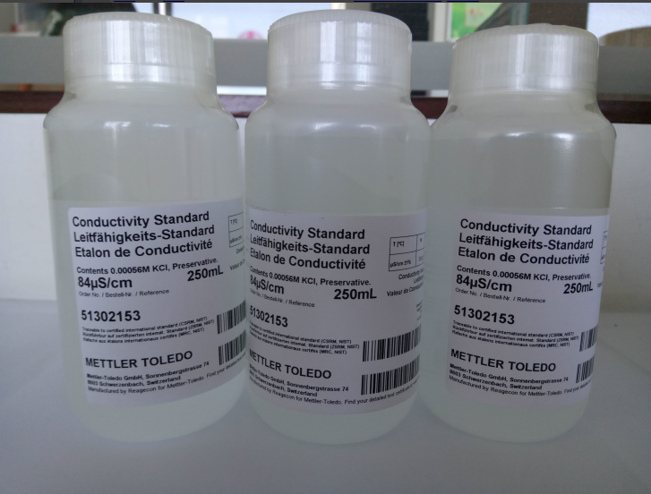 Mettler Conductivity Standard 84uS cm 1413 12 88mS cm SF