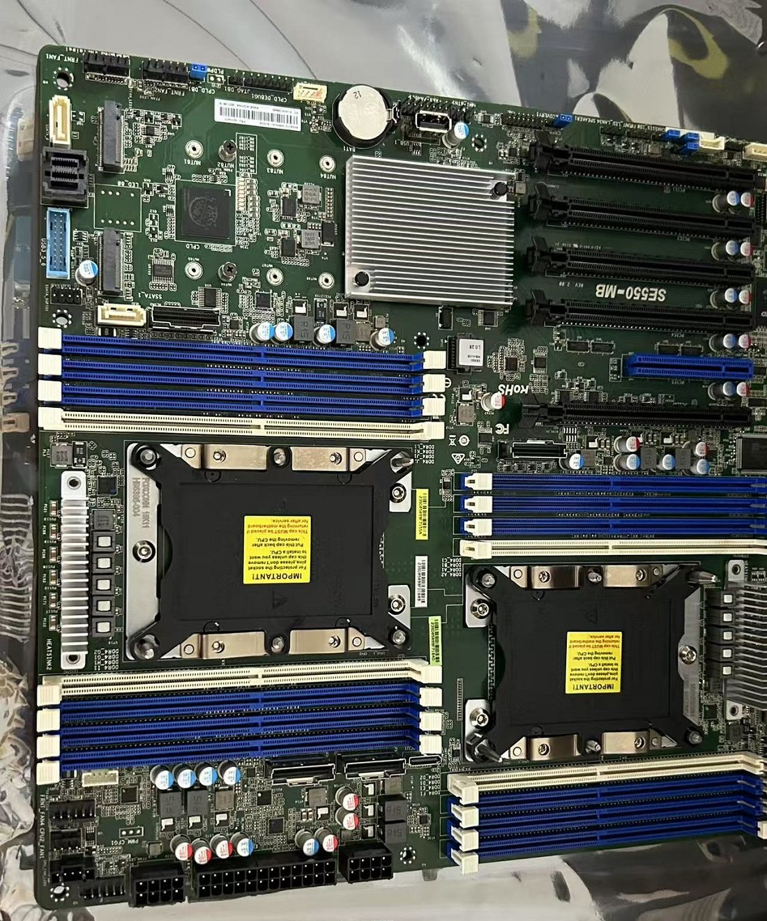 全新永擎华擎SE550-MB双路3647服务器工作站C621主板支持8显卡-淘宝网