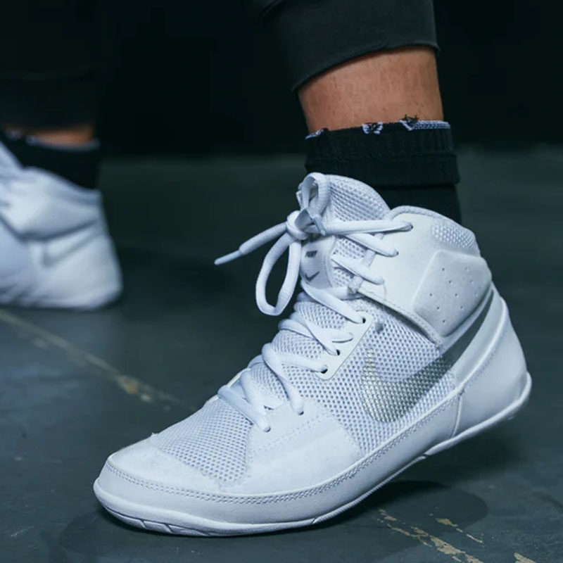 Nike Fury Boots：拳击鞋界的“全能战士”-拳击鞋-淘宝好物网