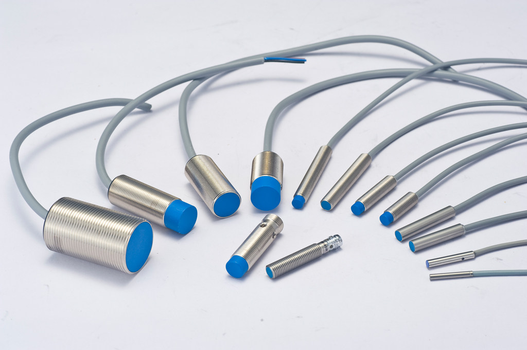 百元级工业神器！GSEE吉诺电容式接近开关RN30-M30T-E0/E1/E2/E3/2M真香登场_传感器_淘宝数码网