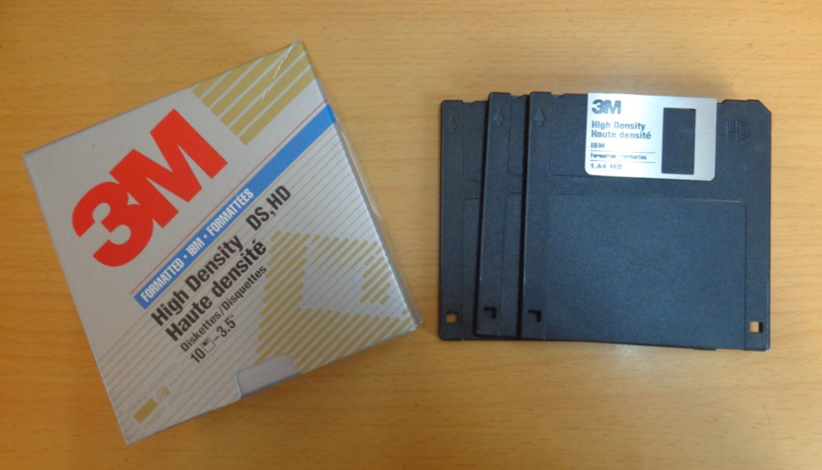 A must-see for nostalgic gamers! 3m floppy disk 1.44m 10 pieces, retro ...