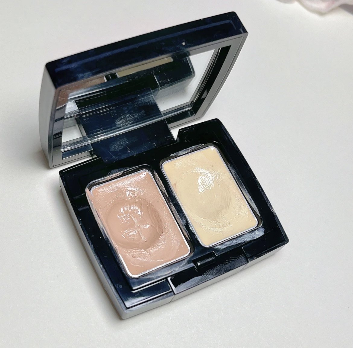 毛戈平双色遮瑕膏到底值不值256元？遮瑕力太强了！_粉底液_淘宝美妆网