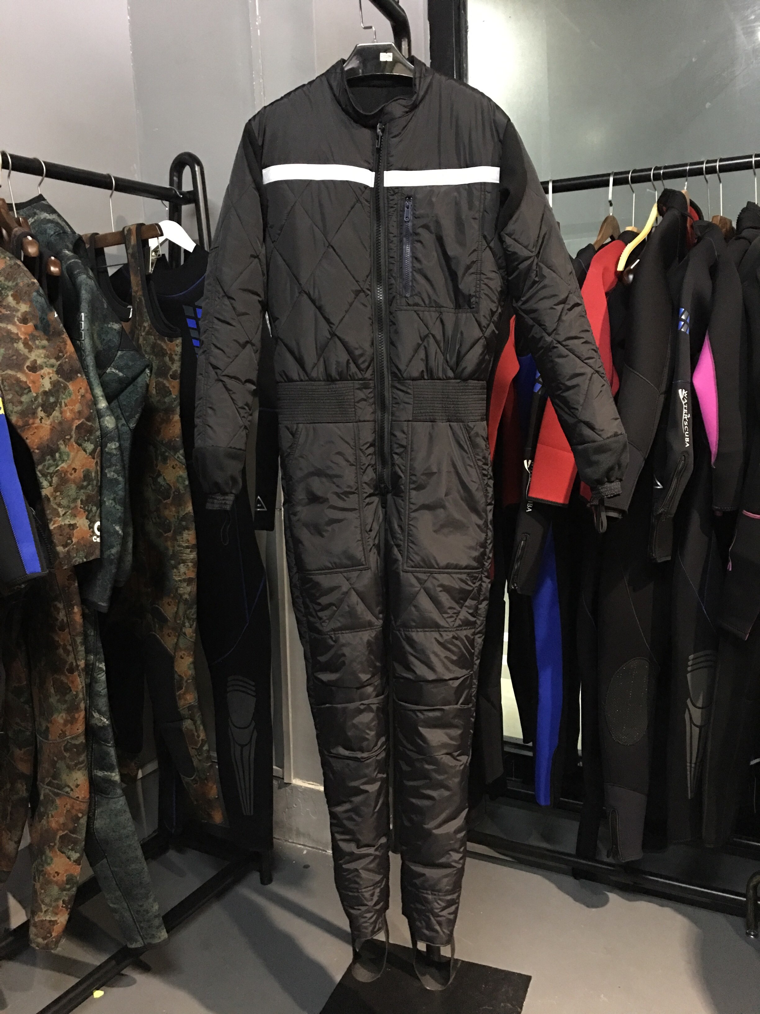 [USD 353.08] Dry clothes, dry clothes, hot clothes, deep water ...