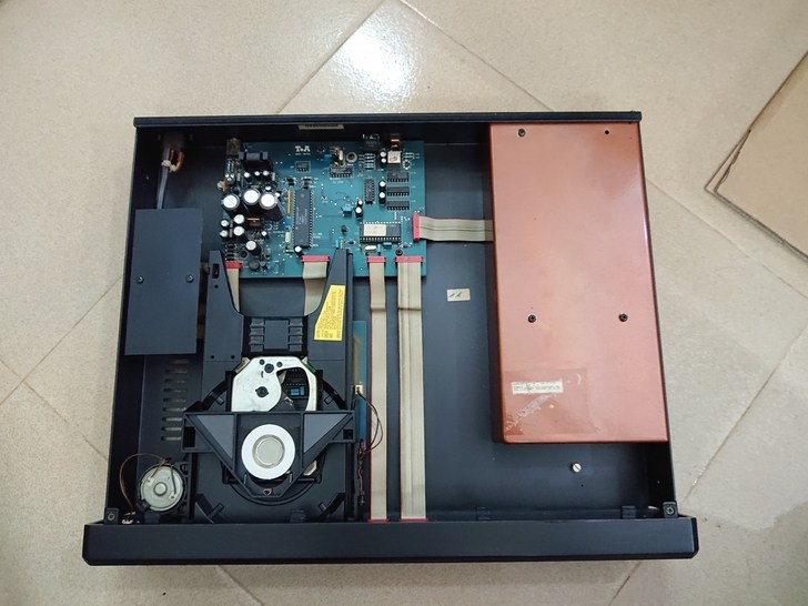 HIFIDIY论坛-德国T+A 1200R CD机 , 德国原产 CDM9+1547解码 - Powered by Discuz!