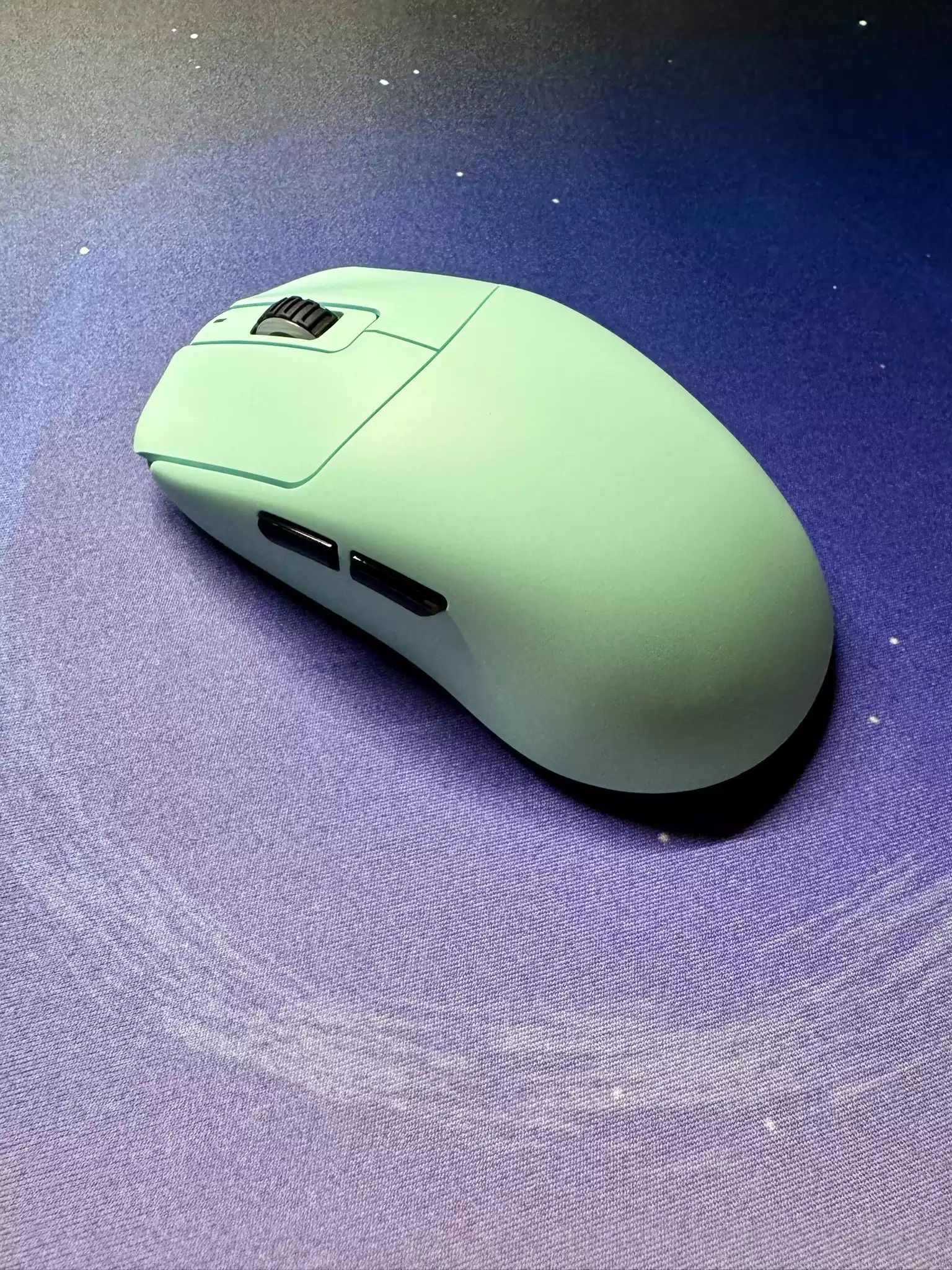 VAXEE XE v2 Wireless 4K游戏鼠标 支援蓝牙与人体工学设计 适用游戏电竞 3200dpi 白色无线滑鼠