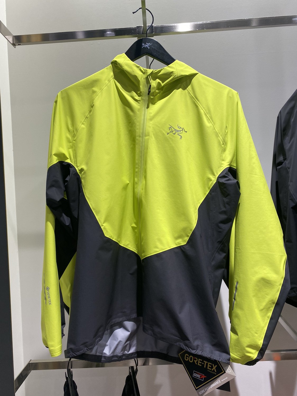 日代 ARC'TERYX始祖鸟 Norvan Shell Jacket男款冲锋衣X000006566