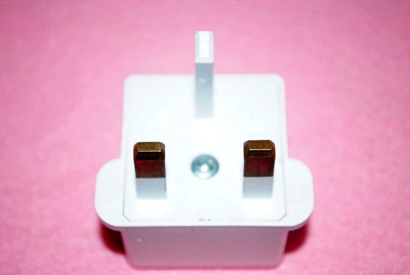 [USD 5.70] European rule to British plug with two more plugs and three ...