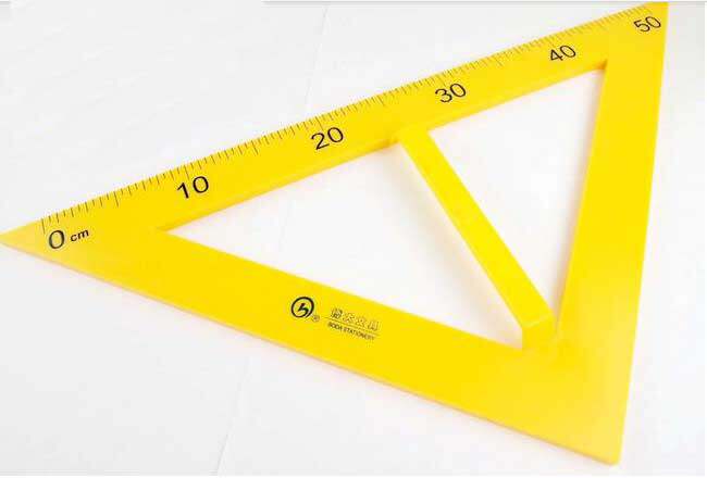 三角尺最大的角,三角尺最大,直角三角尺_大山谷图库