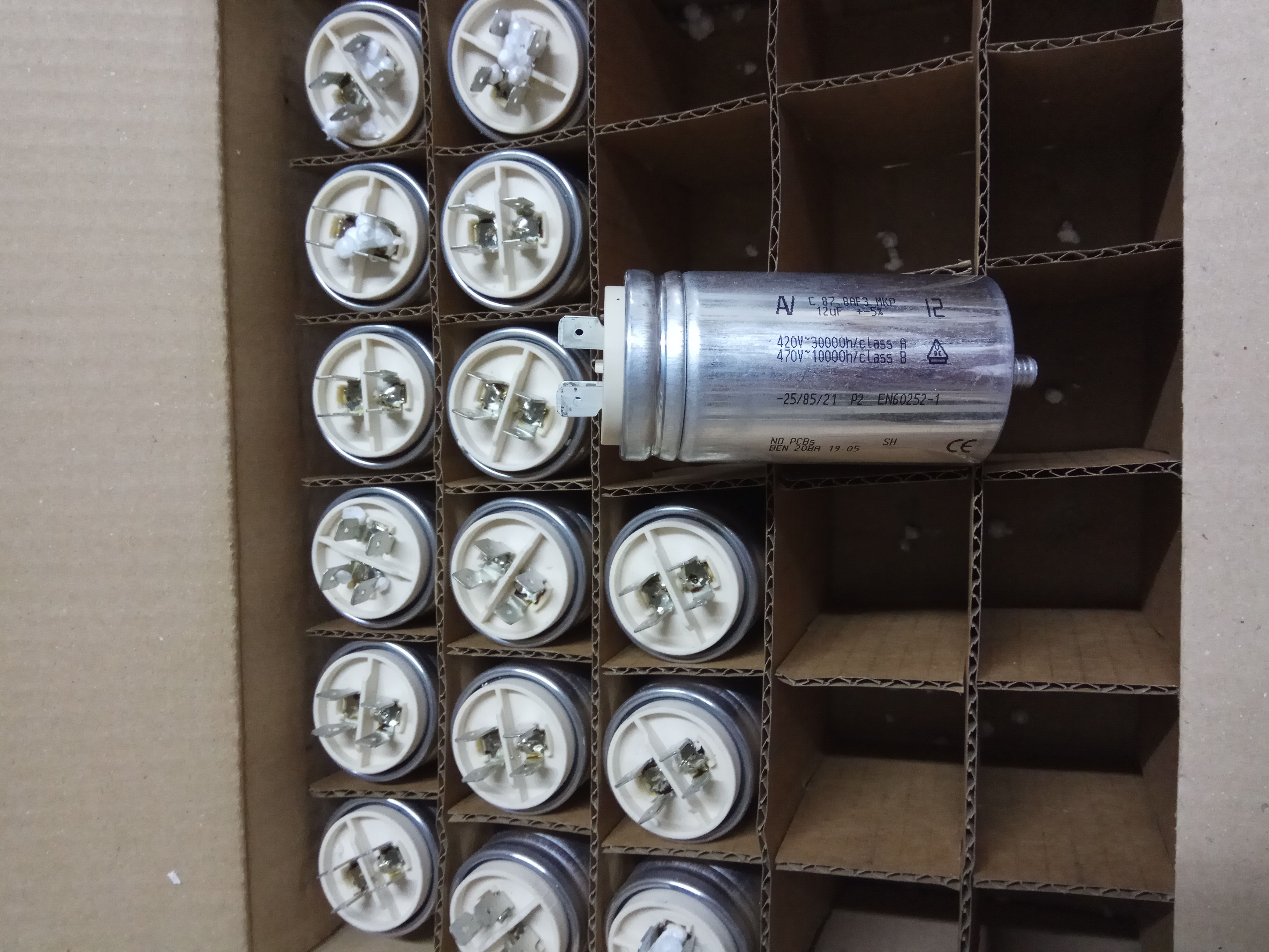 Original brand new] Arcotronics C87 8AF3 MKP 12uf±5% starting capacitor
