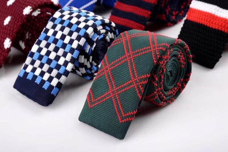 Korean style trendy men's knitted tie 🌟 Turn your wedding suit into a ...