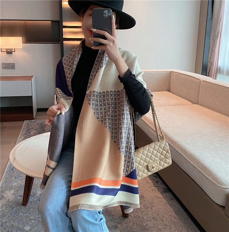 2023 New Style Thickened Cashmere Scarf Women's Geometric Color ...